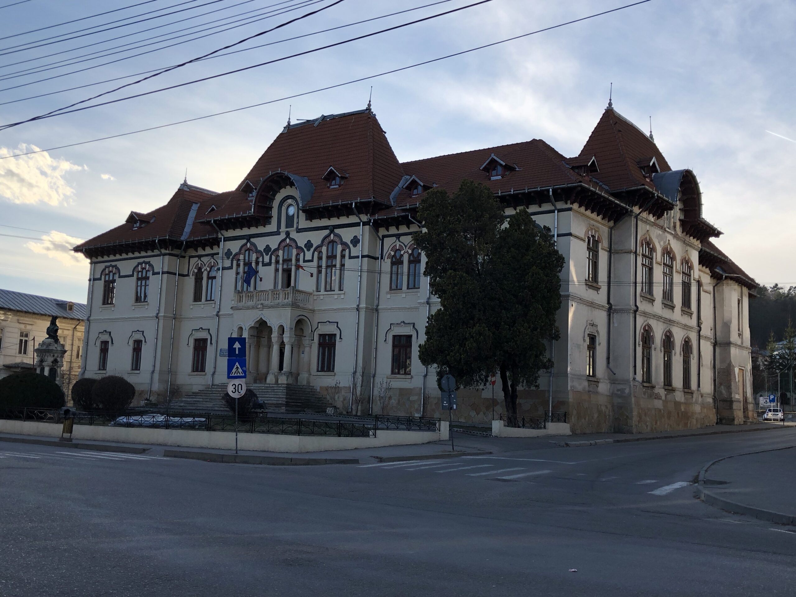 Vă invit la Câmpulung Muscel, fosta capitală a Țării Românești ...